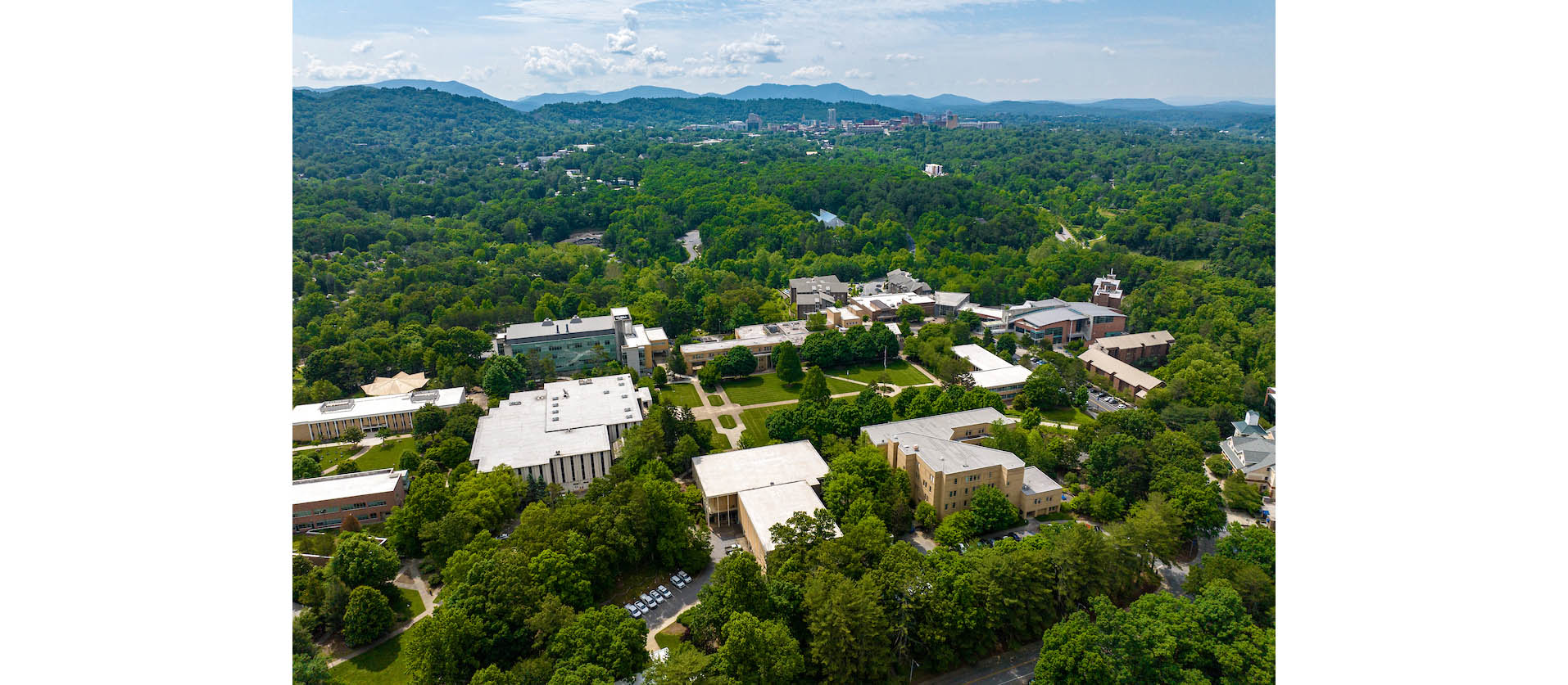 UNC Asheville Welcomes Third-Largest Class of New Students for Fall ...